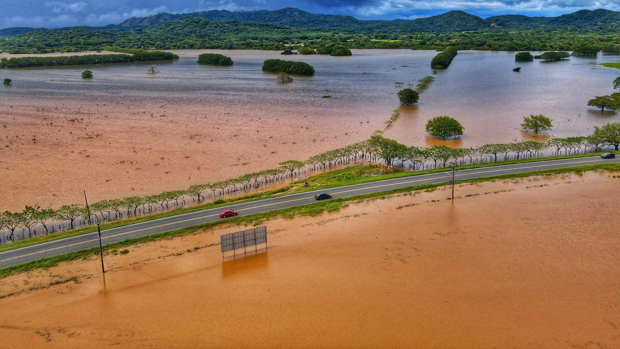 UPDATE: Costa Rica Under Orange Alert Due to Intense Rain and Flooding